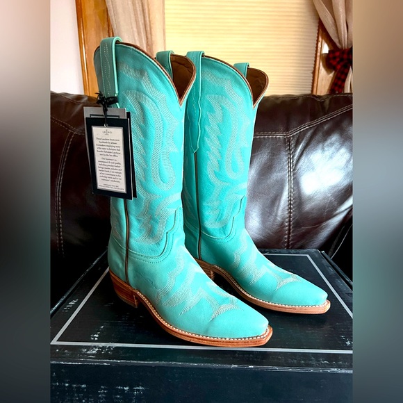 Lucchese | Shoes | Lucchese Cowboy Boots Tiffany Blue Sage Size 65 ...